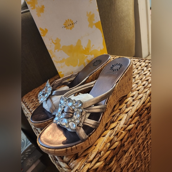 Yellow Box | Shoes | Womens Yellow Box Sandals | Poshmark